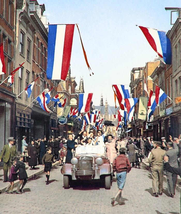 75 jaar bevrijding: herdenken door te lezen - Meer dan vijftig